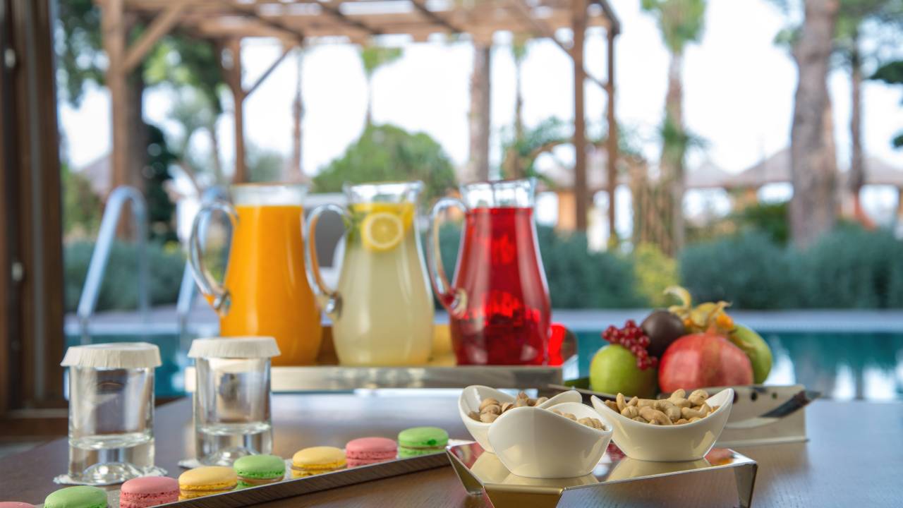 18 Memorable 25th Birthday Party Ideas: A Quarter-Century of Fun